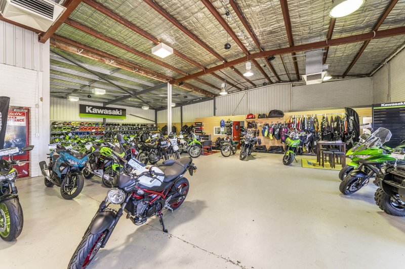 Standalone Showroom, Motor Display or Bulky Goods