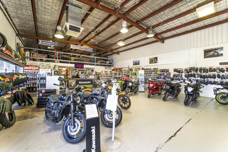 Standalone Showroom, Motor Display or Bulky Goods